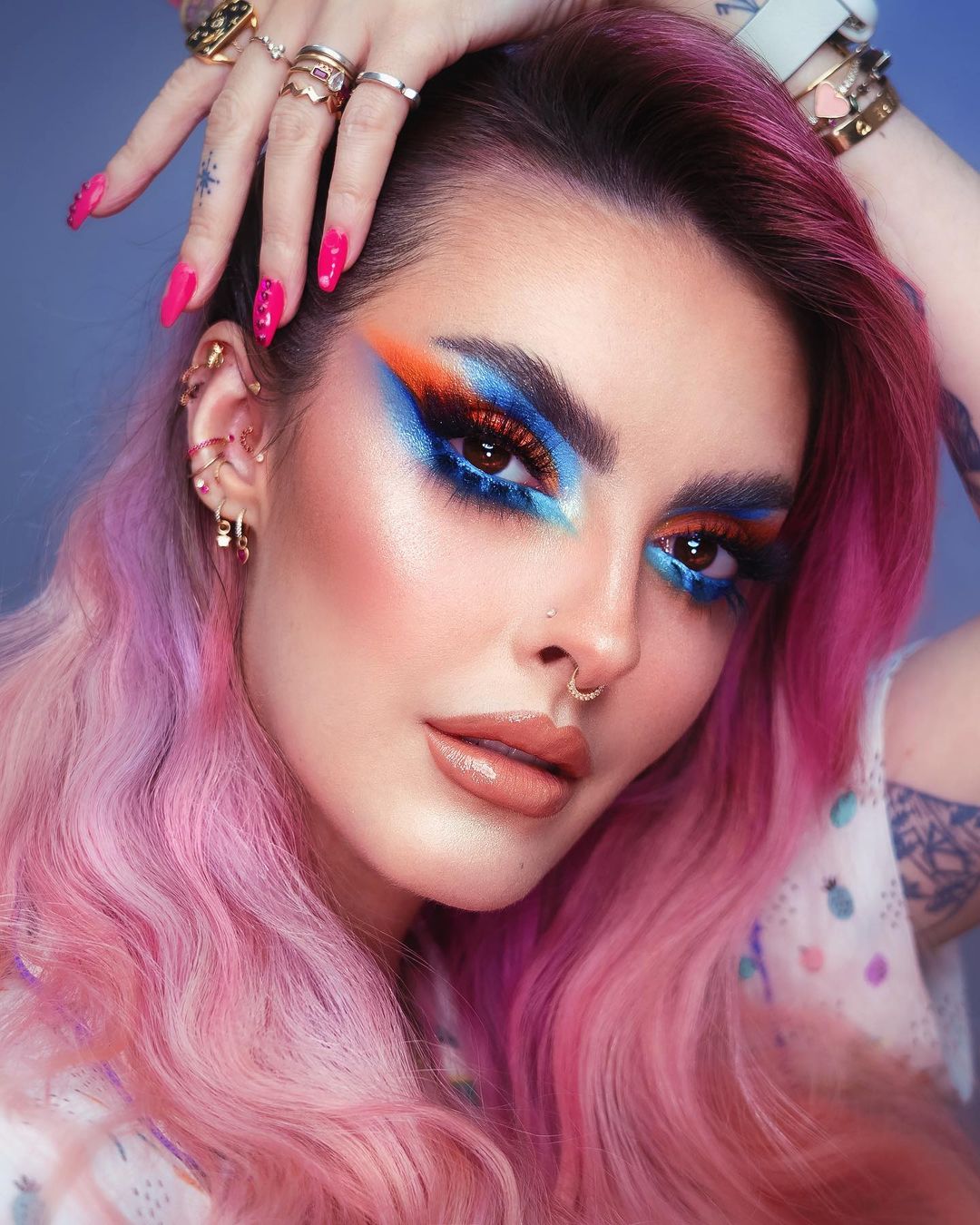 Truques para arrasar na maquiagem colorida